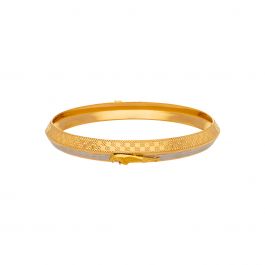 Captivating Twirls: Gold's Dance on Your Wrist